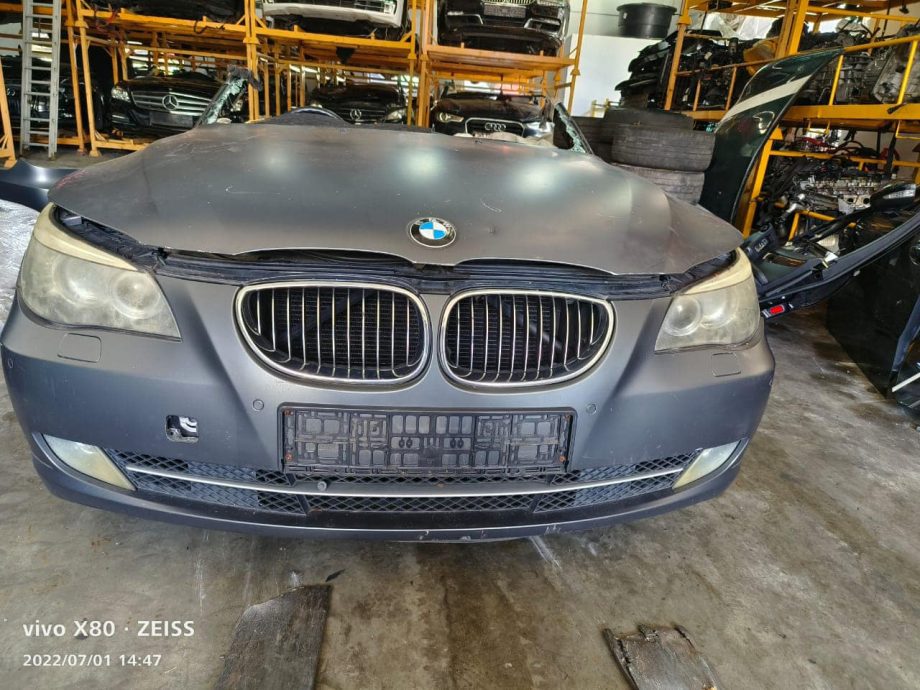 BMW E60 525I LCI HALF CUT CKD - Sunny Courtyard