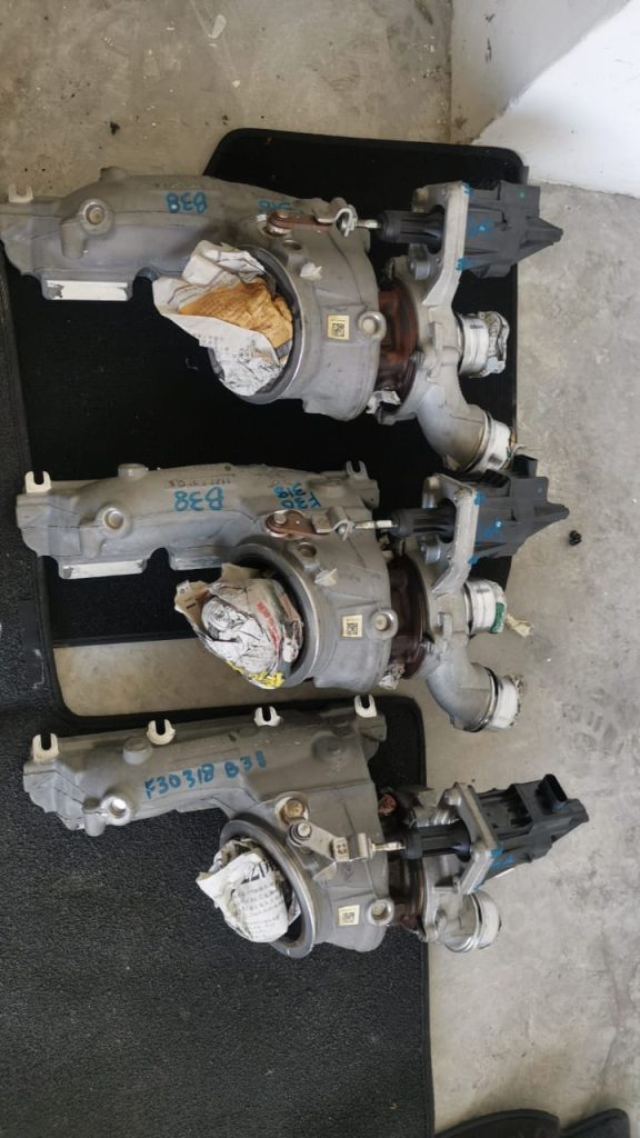 BMW F30LCI 330E B48 ,318I B38 TURBO - Sunny Courtyard